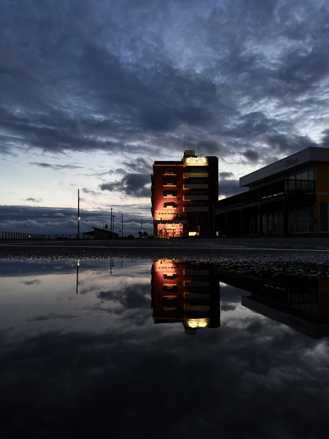 iPhoneで写真撮影！南房総市白浜町にある野島崎灯台で撮影した夕日 | αのEVFが見せる世界